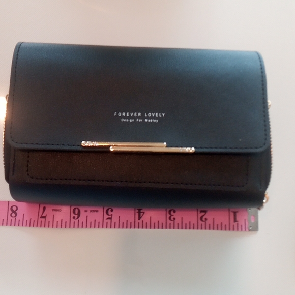 FOREVER LOVELY MADLEY | Bags | Nwt Long Strap Cross Body Bag | Poshmark